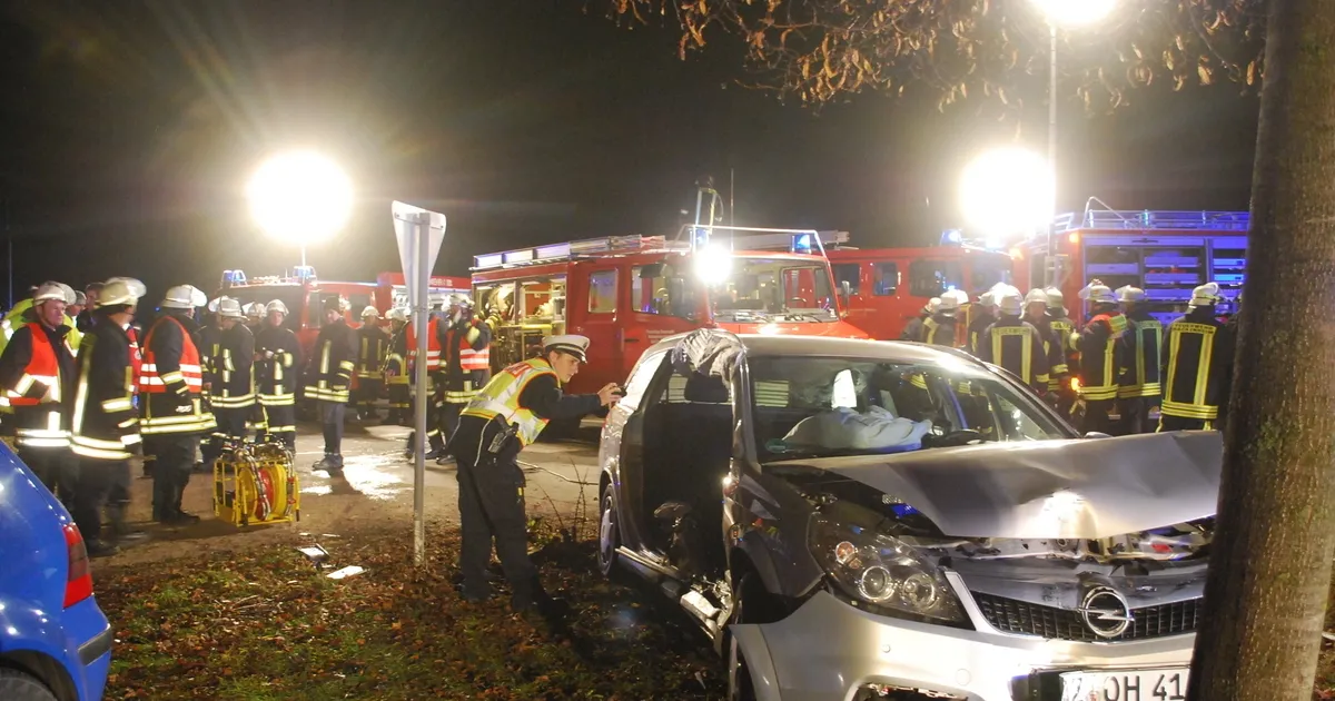 Drei Autos kollidieren - sechs Verletzte - Oeffentlicher Anzeiger - Rhein-Zeitung