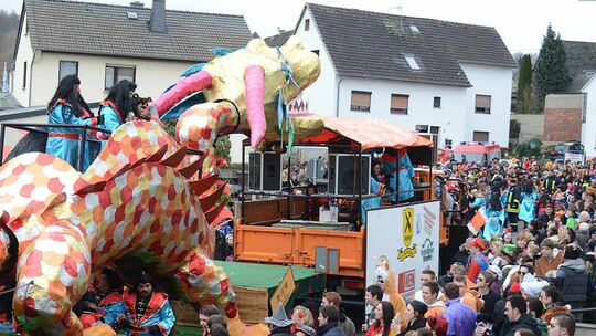 Erste Karnevalszüge im Westerwald - Westerwälder Zeitung - Rhein-Zeitung