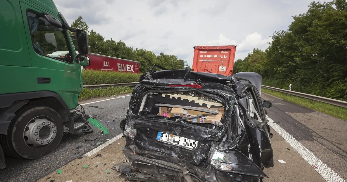 Schwerer Unfall auf der A48 - Autobahn zeitweise gesperrt - Koblenz & Region - Rhein-Zeitung