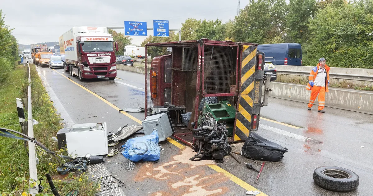 Lkw-Unfall auf A48: Autobahn stundenlang gesperrt - Koblenz & Region - Rhein-Zeitung