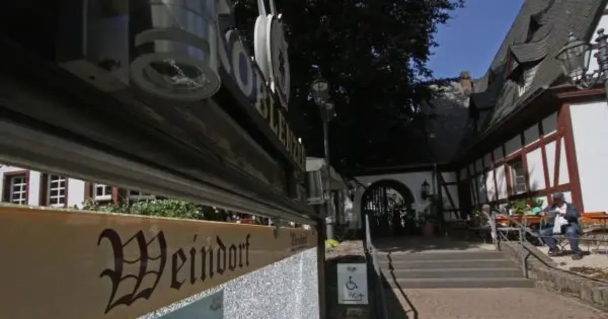 Wie sanierungsbedürftig ist das Koblenzer Weindorf? - Koblenz & Region ...