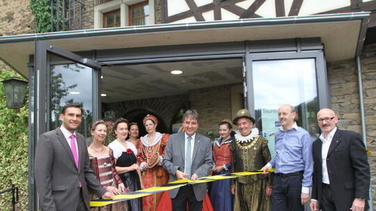 Auf der Schönburg: Oberwesel bietet Besuchern noch mehr Infos - Rhein ...