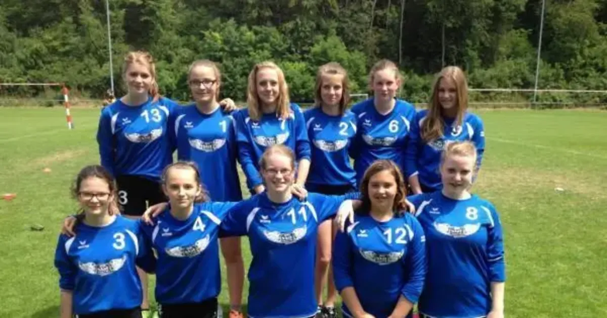 Faustball: Weibliche U 18 des TV Dörnberg fährt zur DM nach Hannover ...