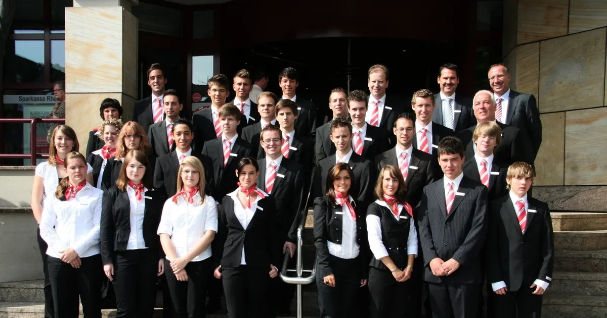 26 neue Azubis bei der Sparkasse - Oeffentlicher Anzeiger - Rhein-Zeitung