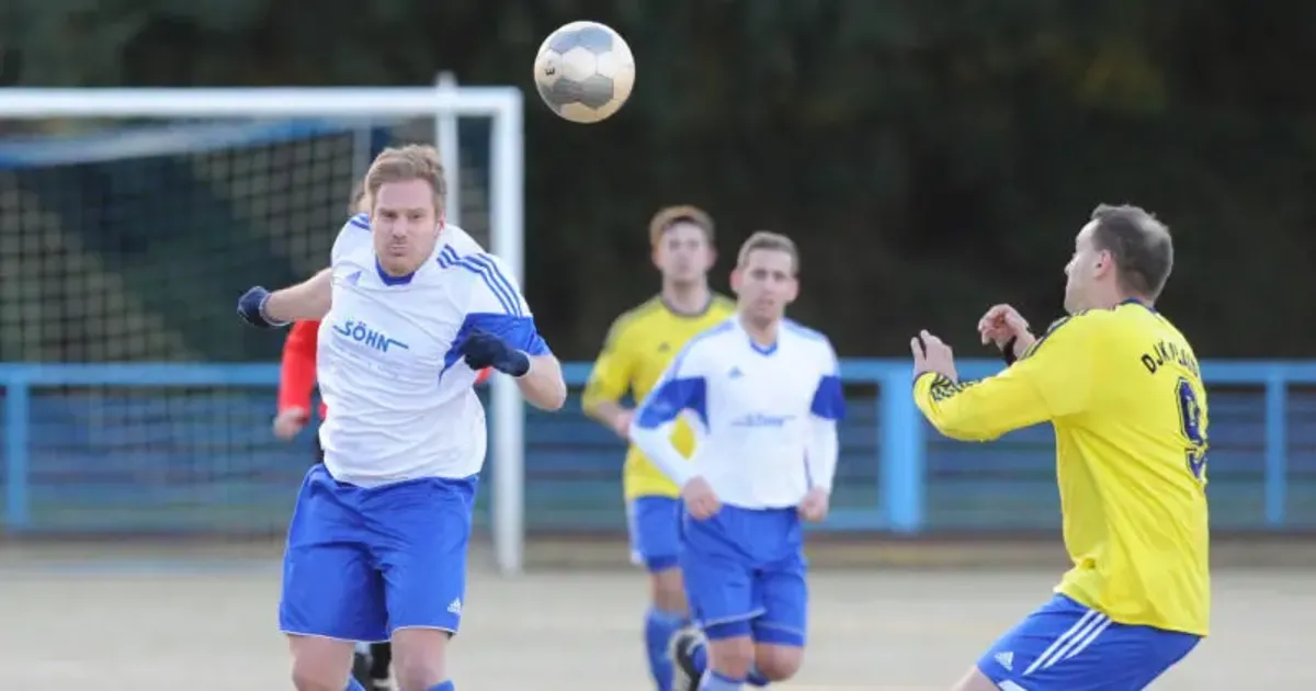 In Mertloch steigt heute das Spitzenspiel - Fußball - Rhein-Zeitung