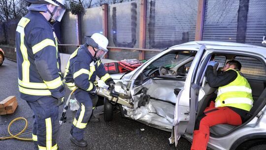 Mülheim-Kärlich: 57-jährige Frau wird bei Unfall schwer verletzt - Koblenz & Region - Rhein-Zeitung