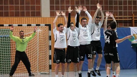 Klare Heimsiege zum Abschluss - Archiv - Rhein-Zeitung