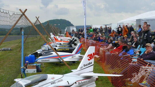 Superlativen bei der JetPower-Messe - Kreis Ahrweiler - Rhein-Zeitung