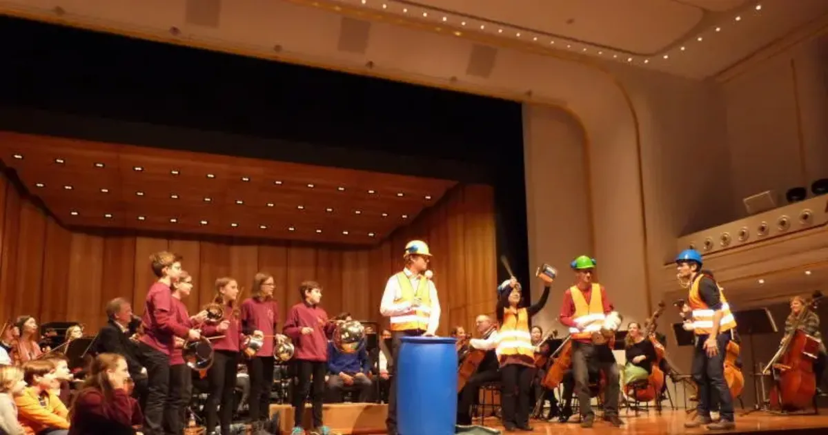 KiKa-Moderator Arkona kommt in die Rhein-Mosel-Halle: Klassik für alle ...