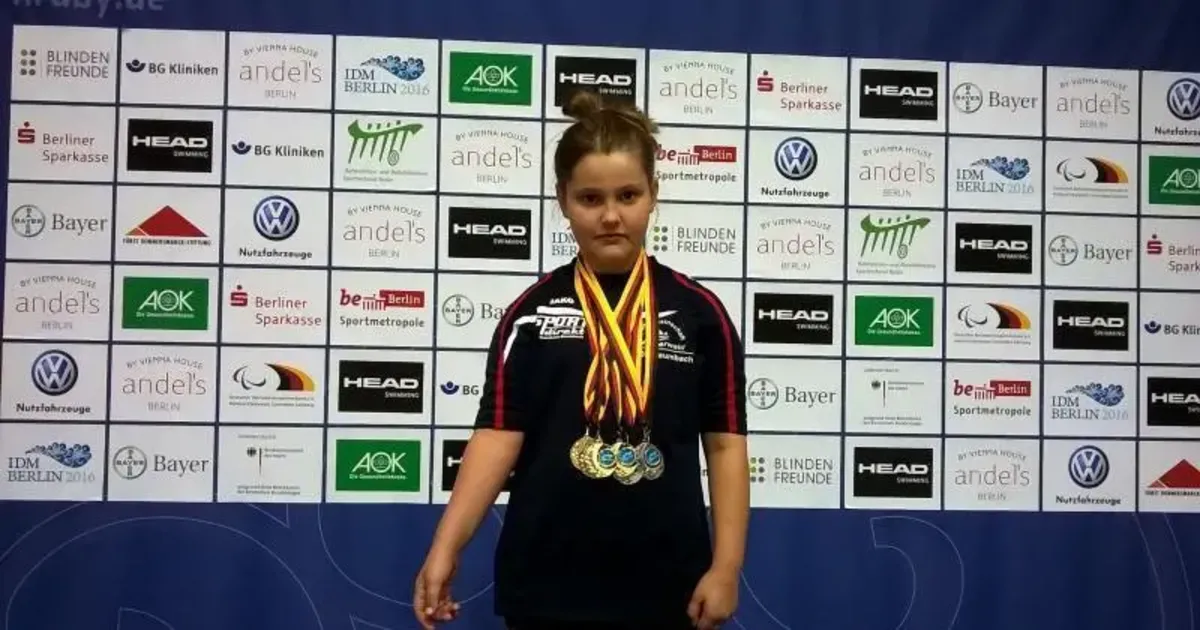 In Berlin reich dekoriert: Schwimmerin Ronja Zierold gewinnt zehn ...