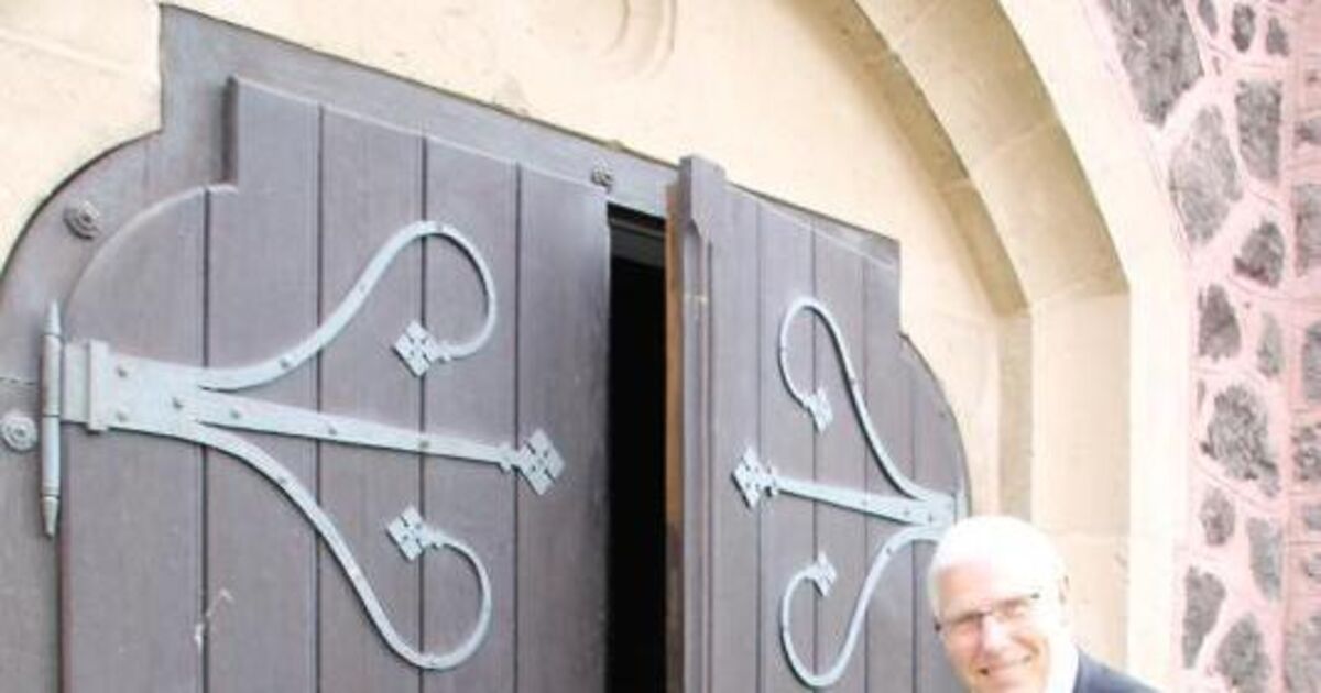 Pfarrer Peter Bollig sagt dem Brohltal Adieu - Kreis Ahrweiler - Rhein ...