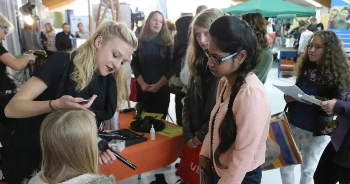 Abom: Über 80 Aussteller machen mit - Kreis Altenkirchen - Rhein-Zeitung