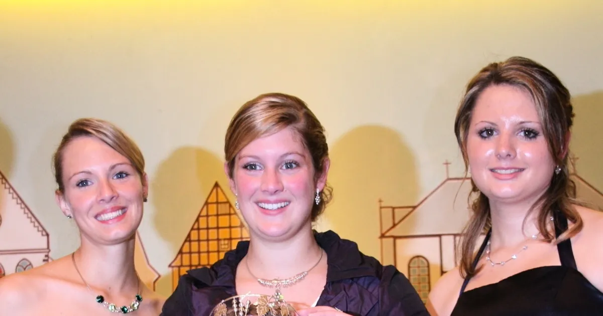 Anna Elena Klapper holt sich die Krone in Leutesdorf - Kreis Neuwied ...