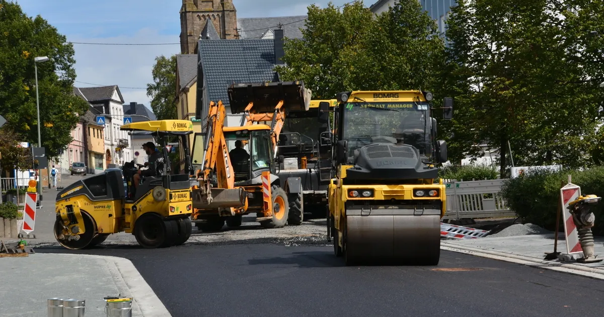 Verkehr Baustelle wandert ab Montag einStück höher: Baustelle ...