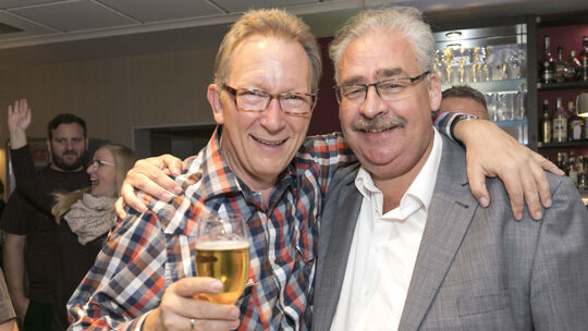 Wahl CDU-Kandidat schlägt Martin Diedenhofen (SPD) deutlich - Weeser ...