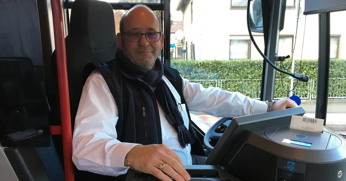 Berufung Walter Flick braucht als Busfahrer täglich ein dickes Fell ...