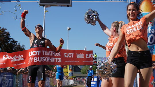 Triathlon Böcherer drei Sekunden vor seinem Schatten Angert - Hawaii ...