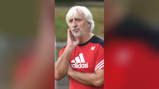 Sascha Nicolayblickt zurück, nach vorneund auch zur Seite: Überraschung ...