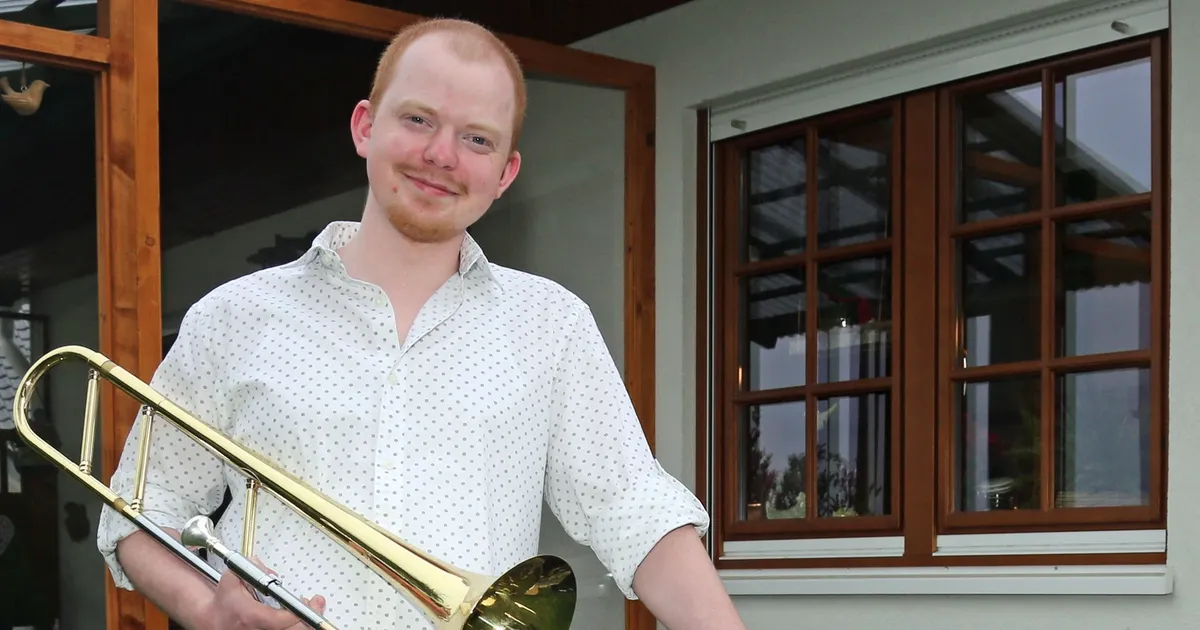 Erst die Ausbildung, dann die Posaune: Lars Schuster (20) geht bei ...