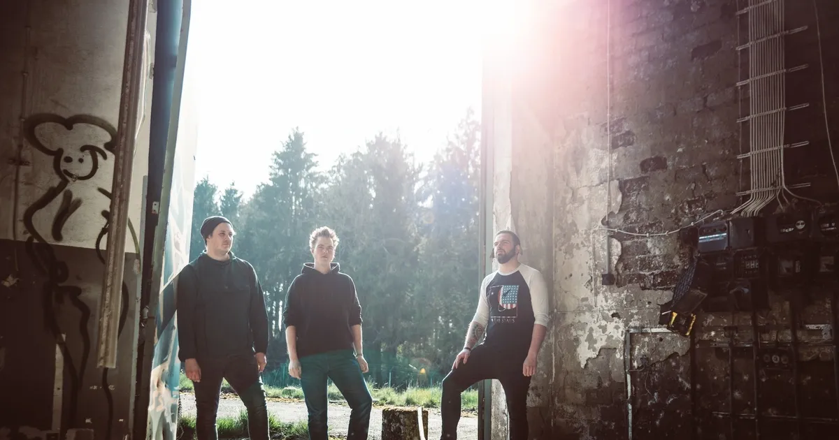 Junge Band "Daylight at Night" schreibt eigene Stücke und nimmt im ...