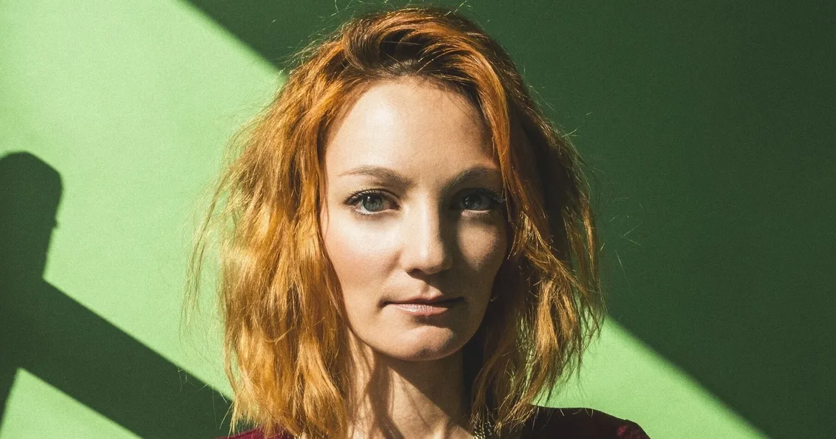 Ihr Debütalbum produzierte die Mannheimer Sängerin größtenteils im ...