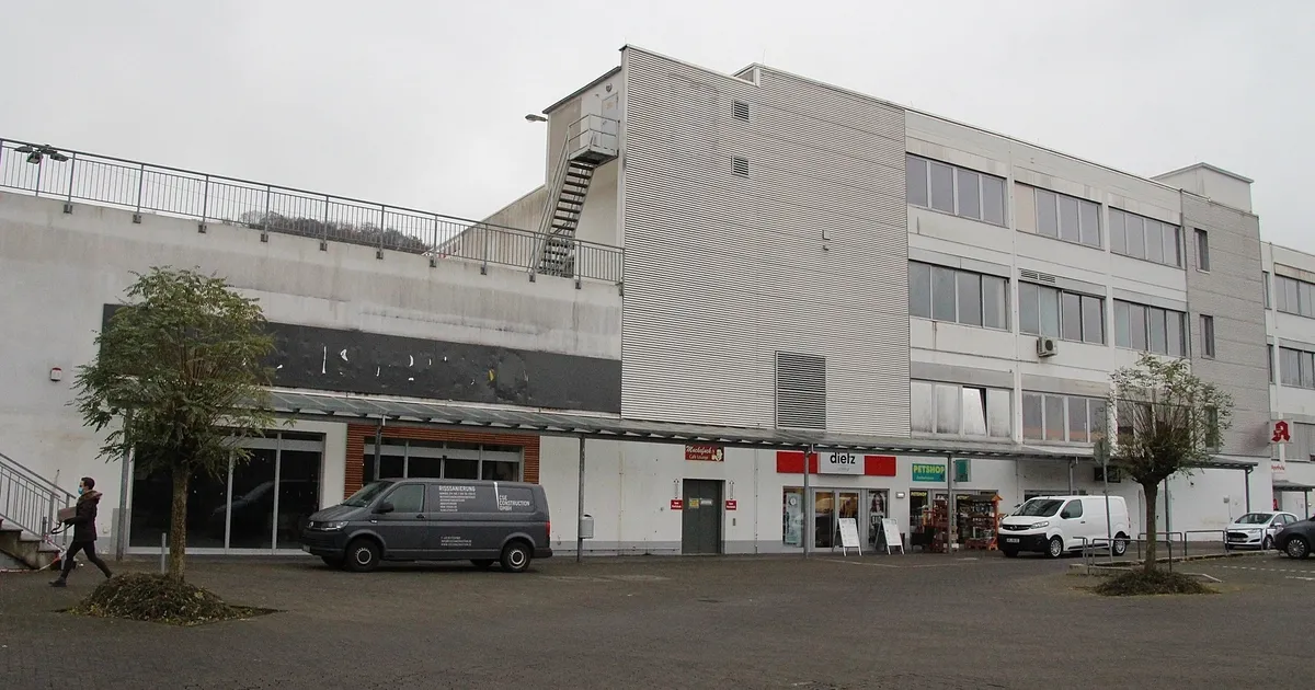 Linzer müssen weiterhin nach Unkel für ihre Pakete: Neue Postfiliale in ...