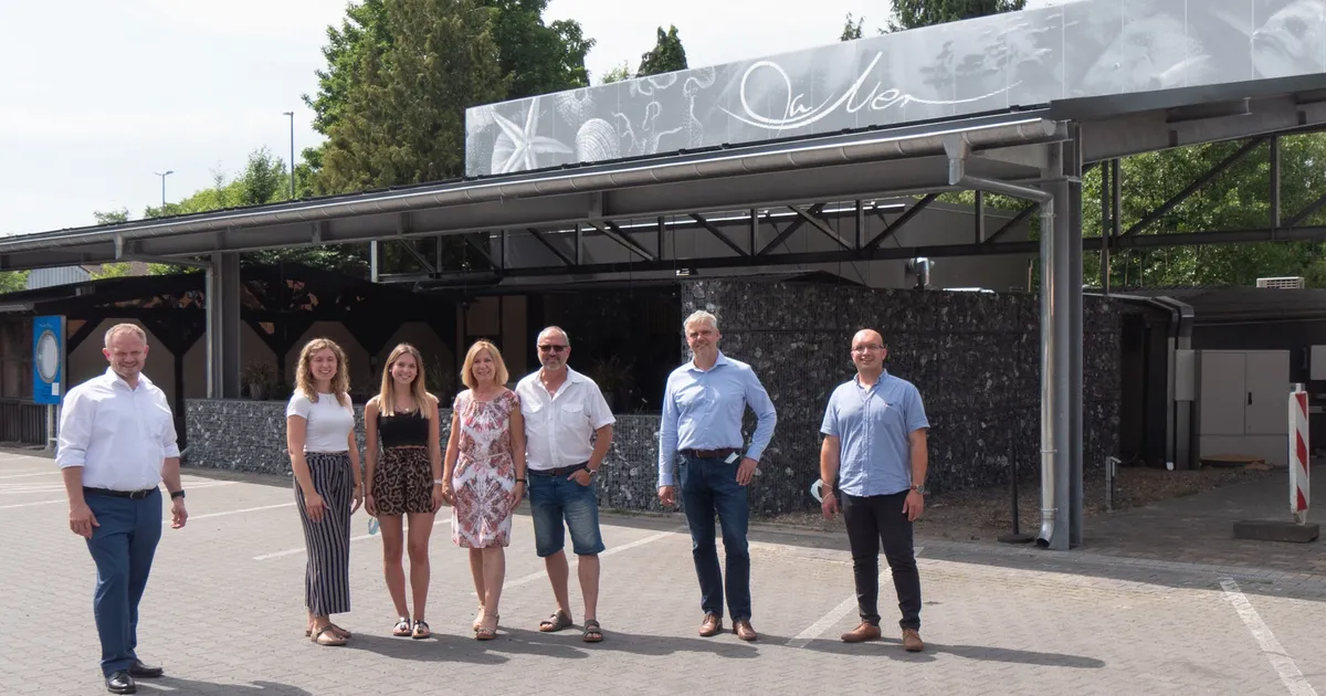 Neues Großdisplay am Unterwasserrestaurant „La Mer“: Seestern und Co. erwachen auf Schild zum ...