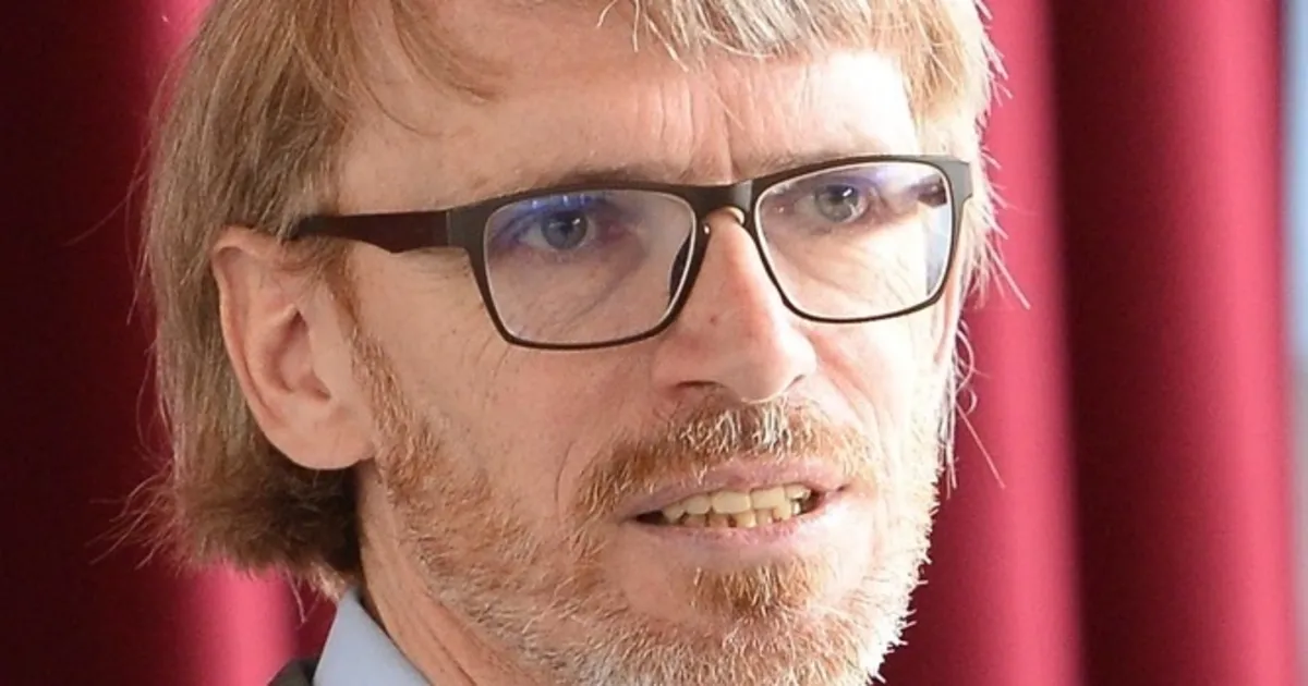 Fußball-Kreistag: Bis auf den ausgeschiedenen Helmut Lorch wird die ...