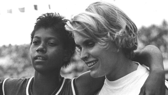 1960 in Rom holte die Leichtathletin aus Burglahr zwei Silbermedaillen ...