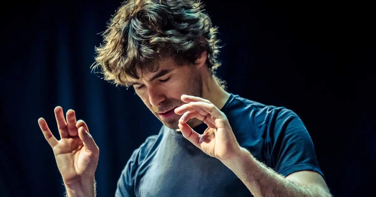Benjamin Shwartz leitet Rheinische Philharmonie: Ein Dirigent für ...