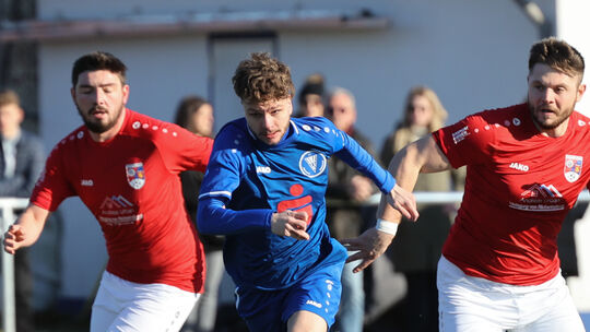 Fußball: FC Metternich freut sich über wichtigen 2:1-Erfolg gegen ...