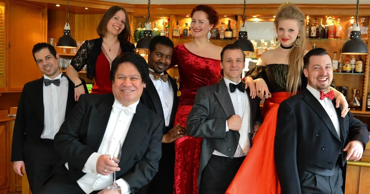 Ensemble Opera et cetera und Elena Turcan treten im Herrsteiner ...