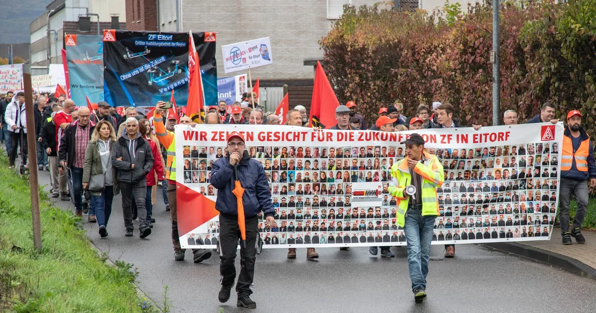 Eitorfer ZF-Belegschaft fordert Zukunftskonzept: ZF-Werksschließung in ...