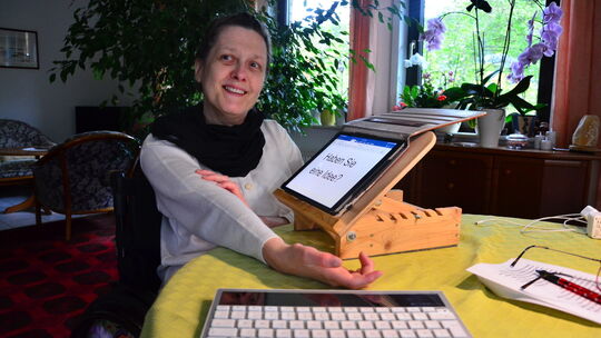 Taub, blind, im Rollstuhl – und sehr lebensfroh: Miehlenerin meistert ...