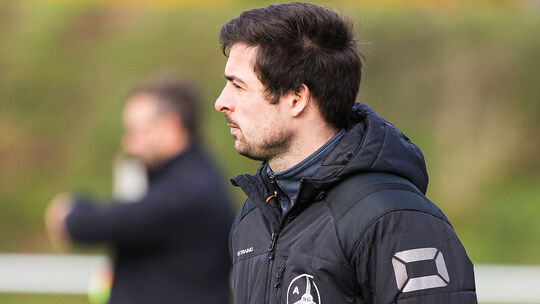 Fußball-Bezirksliga Mitte: Vorstand will in denrestlichen drei Partien vor dem Winter neuen ...