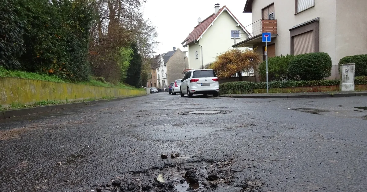 Auch im dritten Haushaltsentwurf verfehlt Andernach die schwarze Null ...