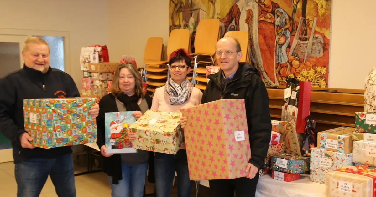 Angela Kaiser unterstützt die Tafel in Baumholder: 124 Geschenke für ...