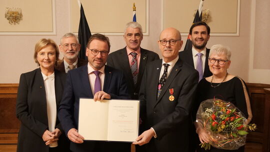 Urbarer darf sich über die Verdienstmedaille des Verdienstordens der ...