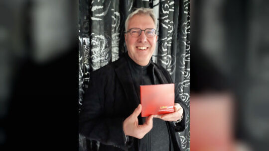 Neue Veröffentlichung dreht sich um die Themen Freundschaft und Liebe ...