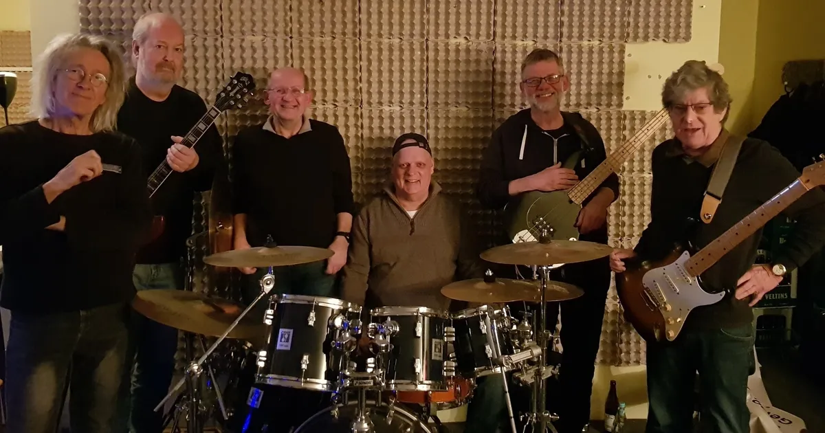 Ende 2021 starb ein Mitglied der Band - Ein neuer Gitarrist ist ...