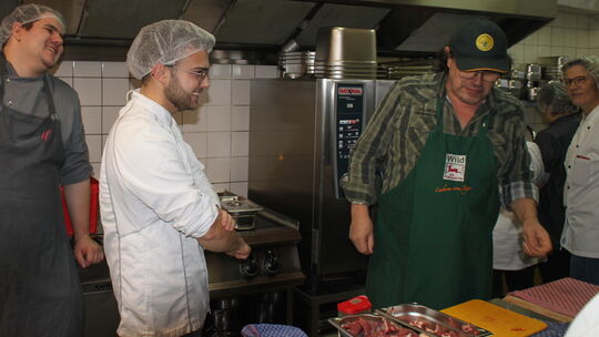 BBS Montabaur verlegt Unterricht zu Jäger undGastronom Guido Jacobs in ...