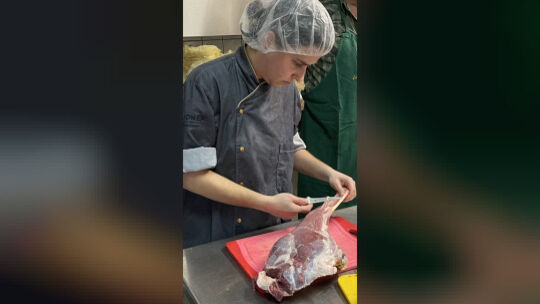 BBS Montabaur verlegt Unterricht zu Jäger undGastronom Guido Jacobs in ...