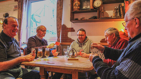 „Früher wurde auch mal um Kälber gespielt“: Siebenschräm-Champions ...