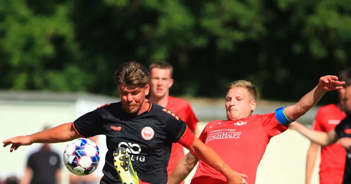 Fußball: 2:1-Siegtor für SVU gegen Anadolu fällt in der Nachspielzeit ...