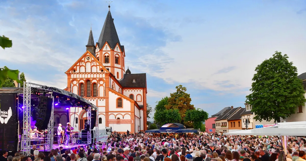 Gute Stimmung, viel Musik und Kultur: Stadtfest „Sprudelndes Sinzig“ lockte in die ...