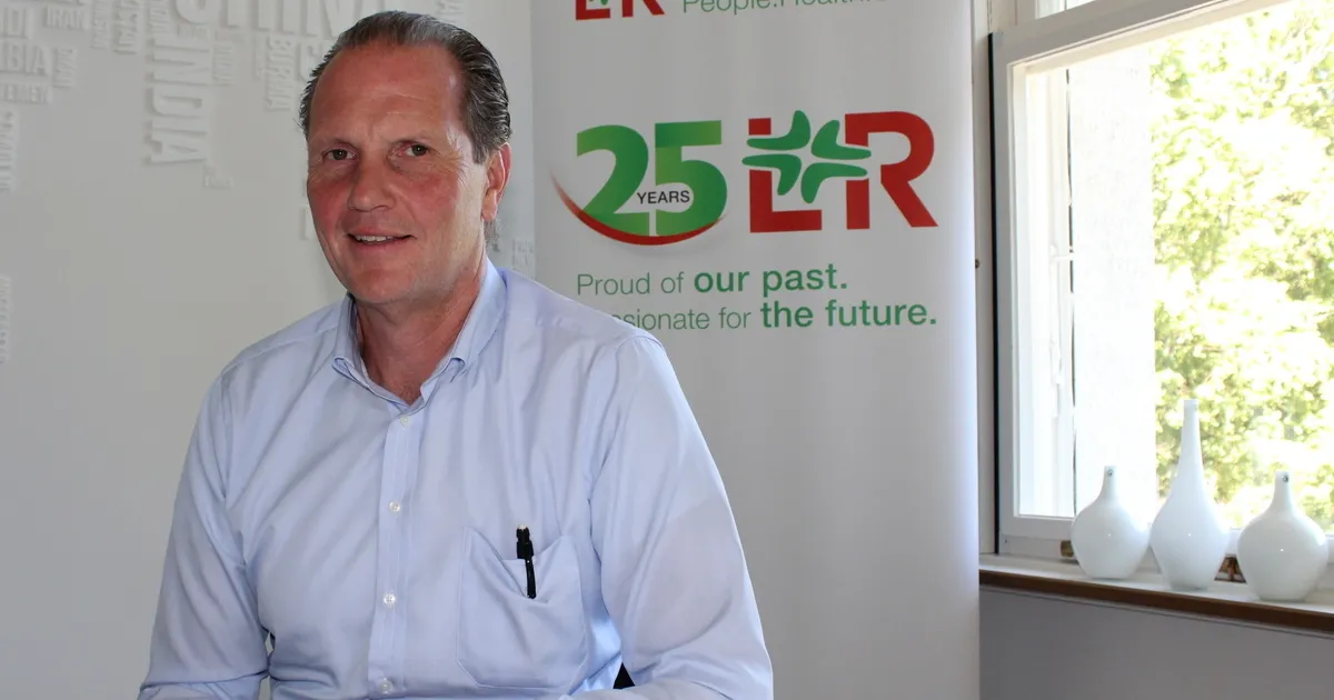 25 Jahre nach dem Zusammenschluss blickt CEO Wolfgang Süßle zurück und ...