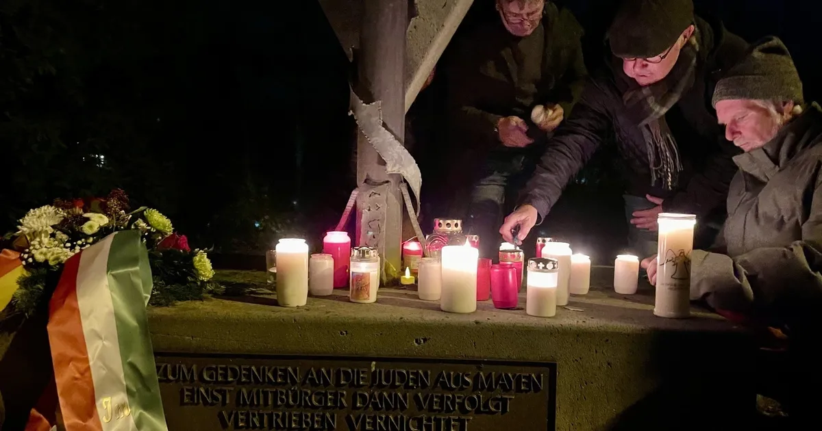 Krieg im Nahen Osten prägt Schweigeweg vom Marktplatz bis zum Mahnmal in der Bürresheimer Straße ...