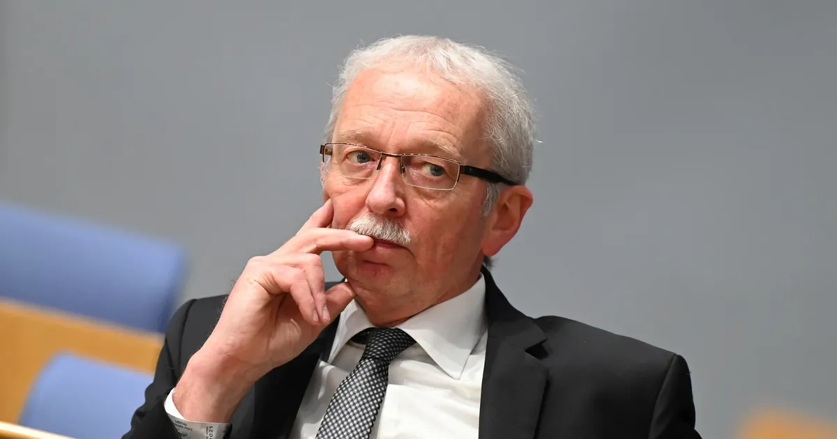 Nach Sturz von Fraktionsspitze: Michael Frisch teilt heftig gegen die ...