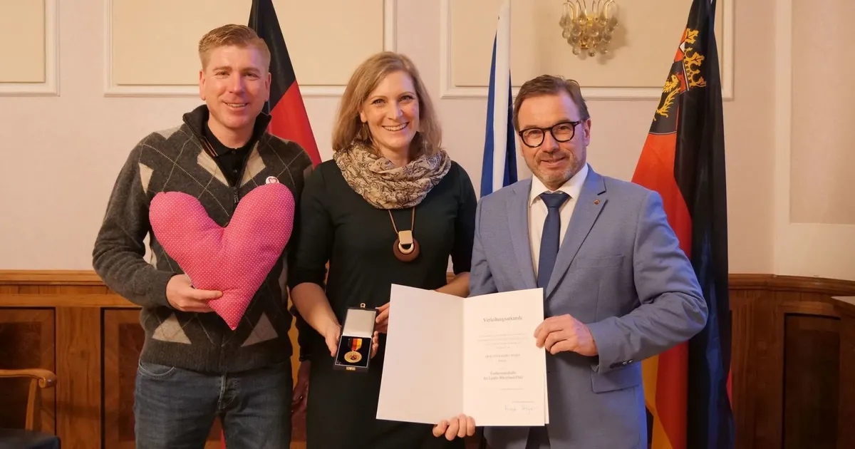 Initiative Gemeinsam gegen Krebs - Alexandra Weber erhält ...