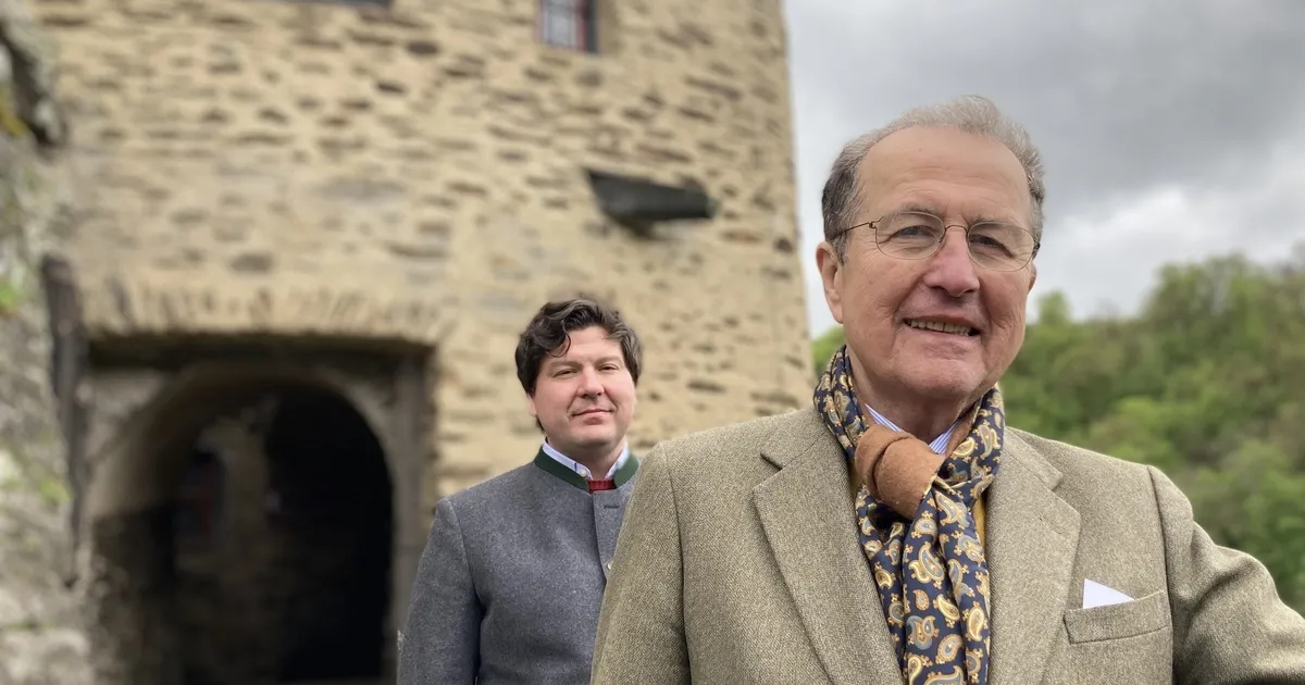 Karl Graf von Eltz und sein Sohn Jakob erklären, warum das ...
